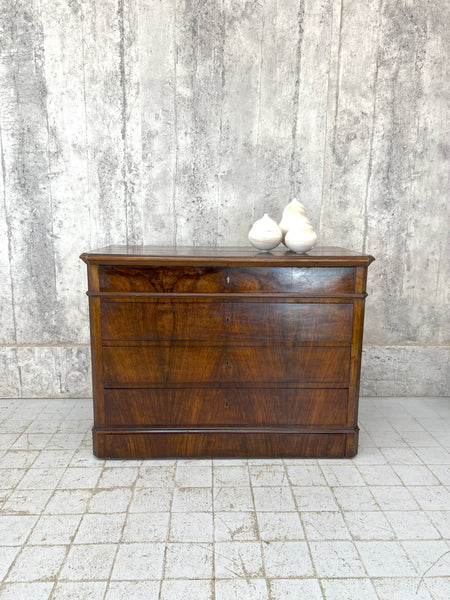 Four Drawer Veneer Chest of Drawers (plus 1 hidden drawer) – Vintage French